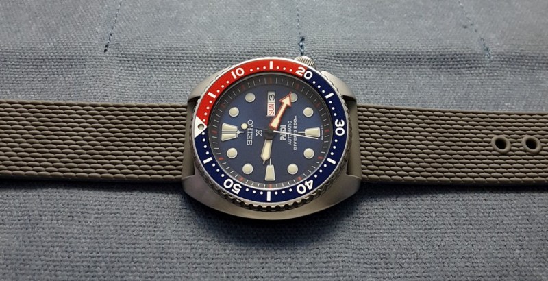 StrapoMesh by StrapoSphere.com | Yeoman's Watch Review