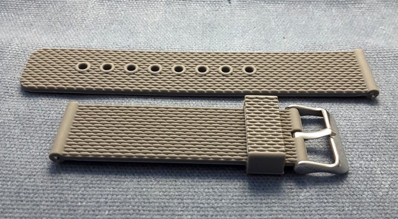 StrapoMesh by StrapoSphere.com | Yeoman's Watch Review